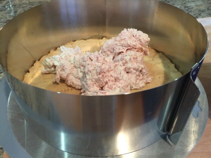 Solid Layer Cake Recipe with Cream Cheese Filling and Ham